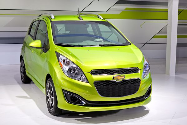 Chevy Spark: Connect a Phone - HiRide